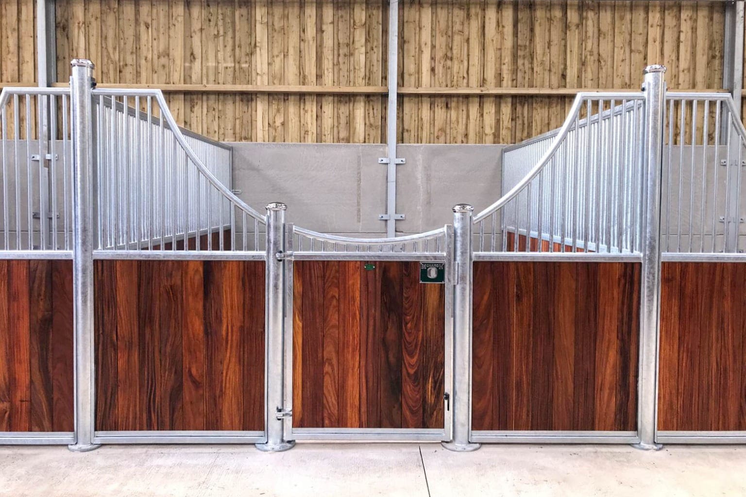 Regal Stables: Stylish and Customisable Internal Stables
