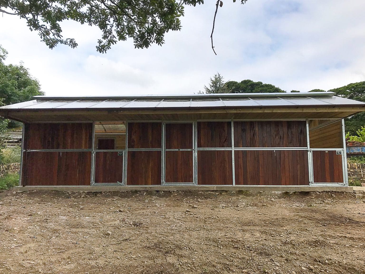 Premium External Stables from Monarch - Unmatched Quality