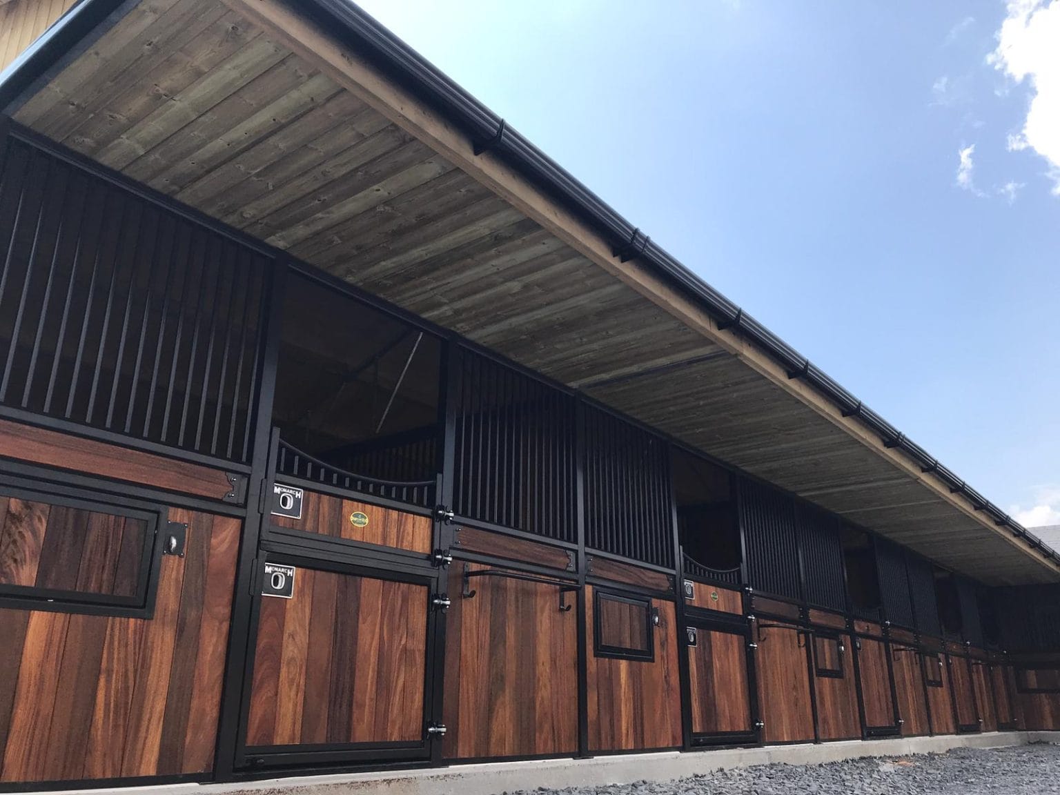 Premium External Stables from Monarch - Unmatched Quality